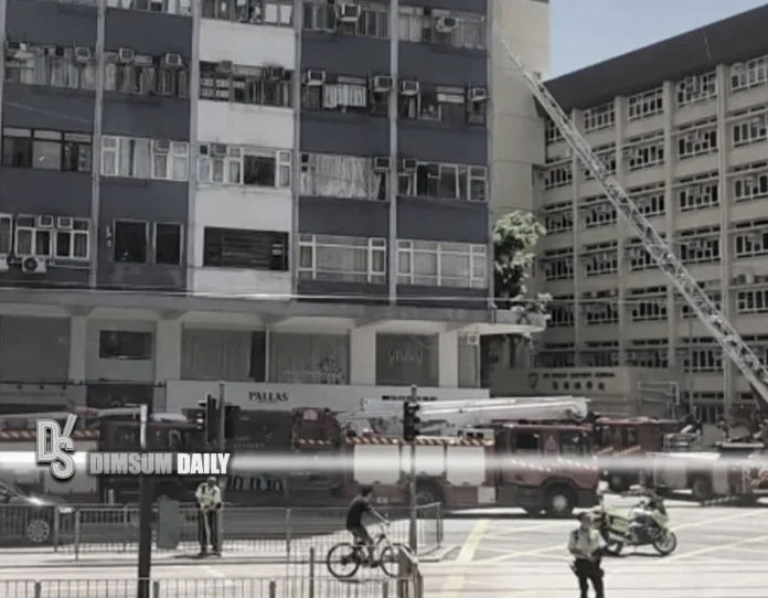 Fire breaks out in Causeway Bay shop, smoke engulfs building, residents ...