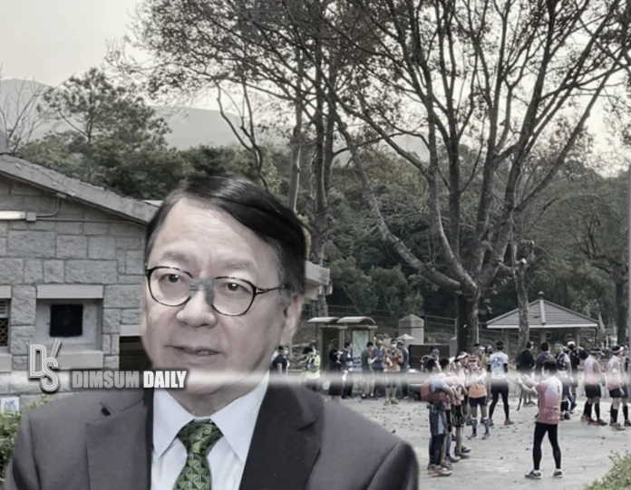 Eric Chan leads preparations for 1.54 million Mainland visitors during Golden Week