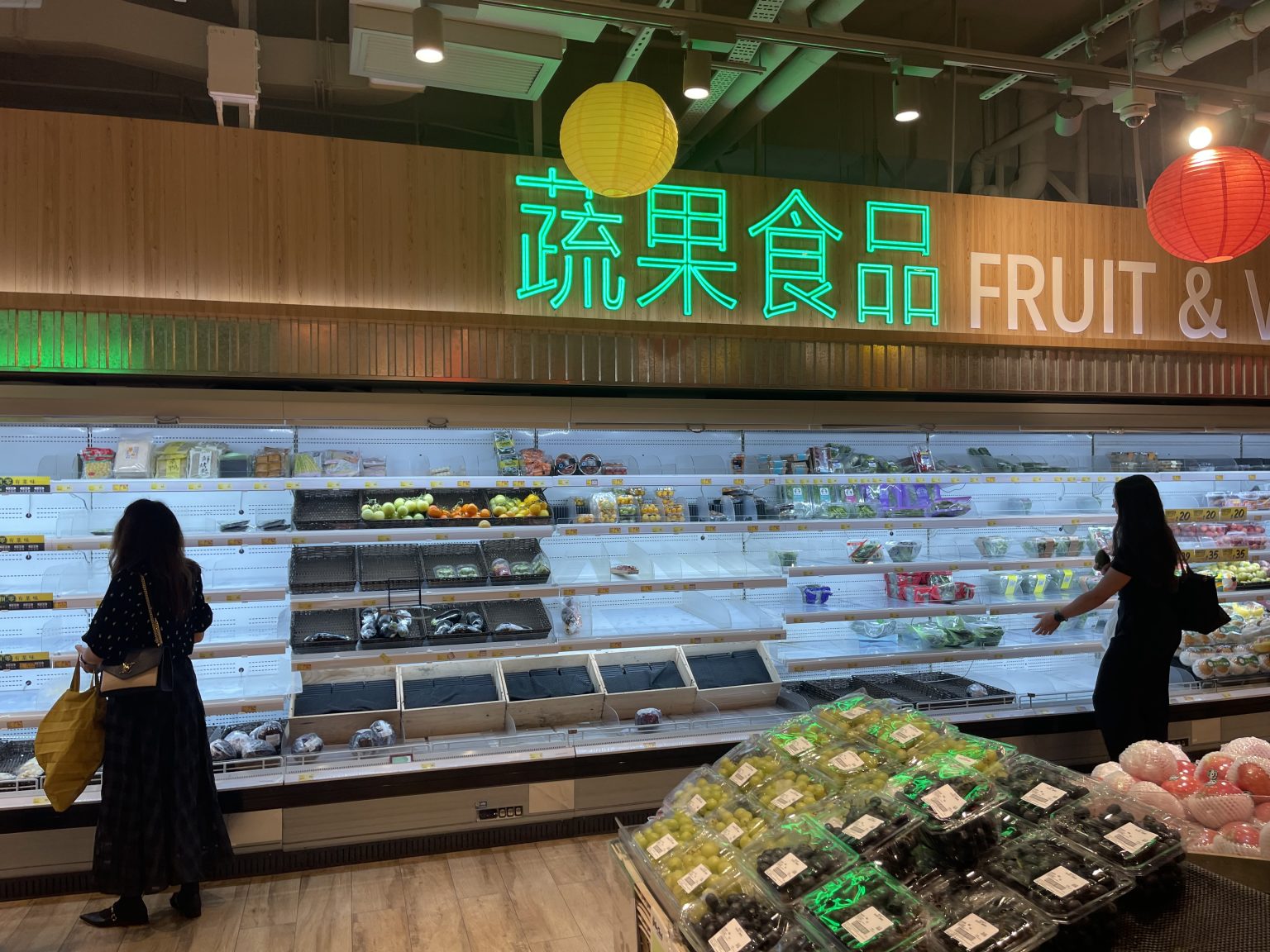 Why hoarding meat and vegetables before a two‑day typhoon is wasteful ...