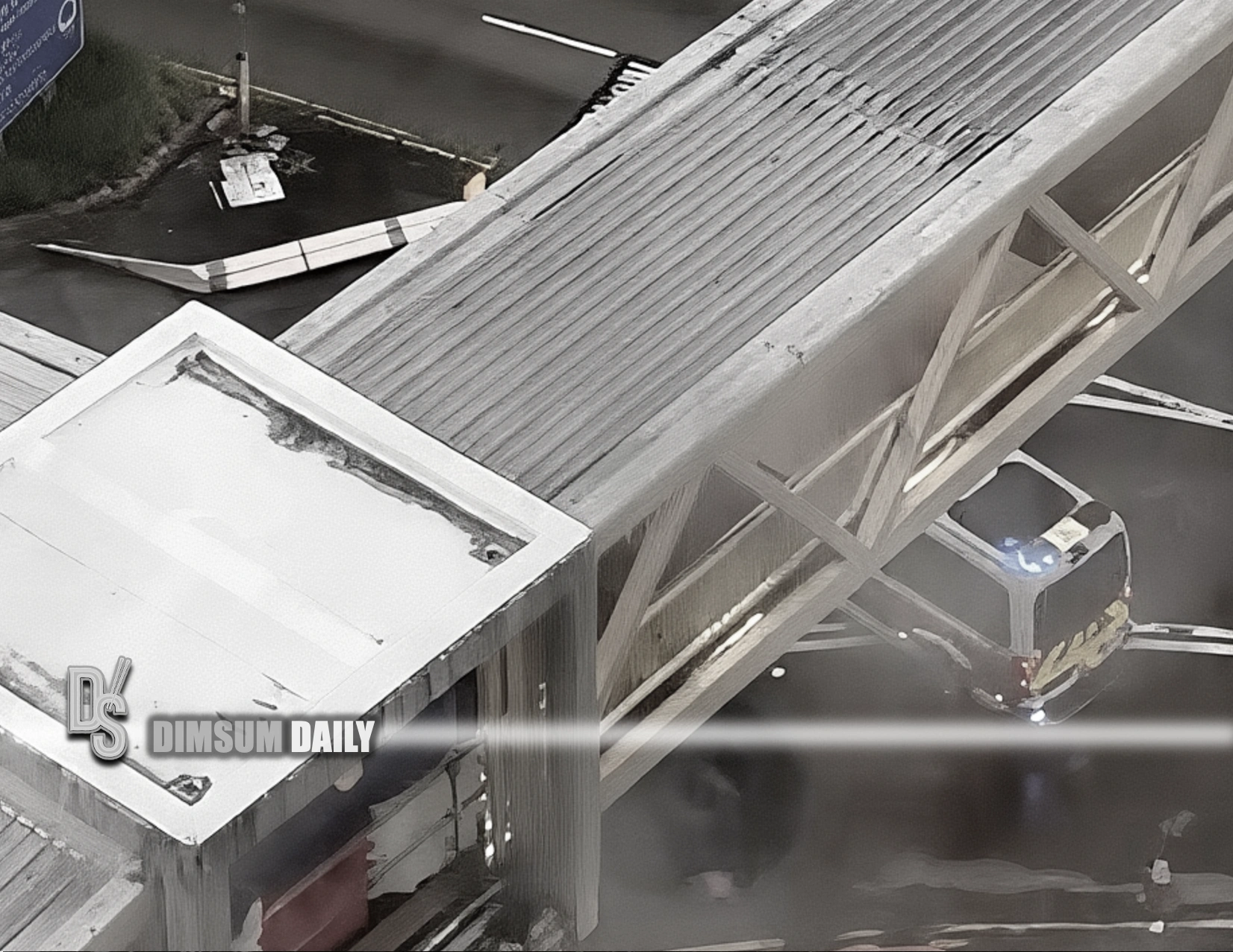Lung Cheung Road footbridge damaged as Hurricane Signal No. 10 remains