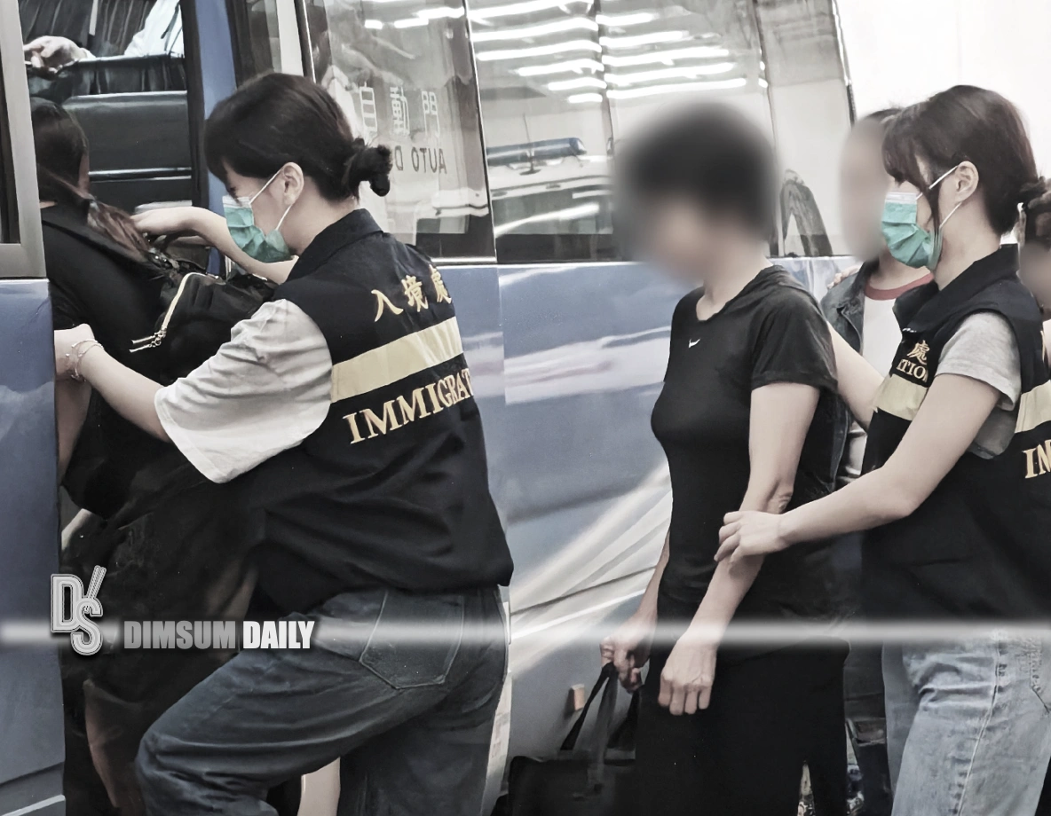 Immigration Department repatriates 31 Vietnamese nationals