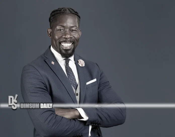 Iowa school chief Ian Roberts arrested by ICE for illegal status and ...