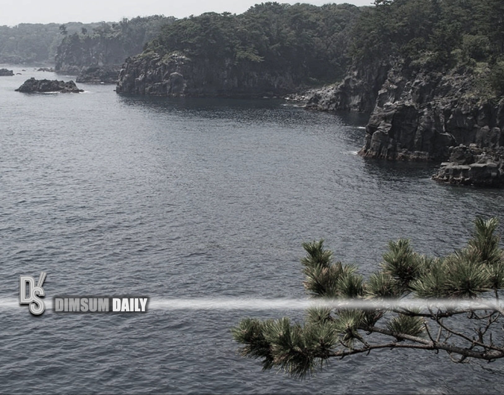 Typhoon No. 23 set to lash Izu Islands in Japan with violent winds and ...