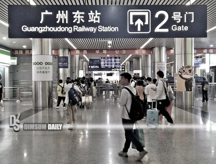 Guangzhou Metro embraces global payment systems ahead of major trade fair