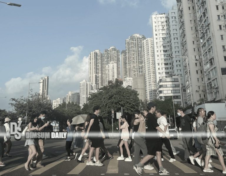 Hong Kong Observatory set to issue direct No. 3 Strong Wind Signal ...