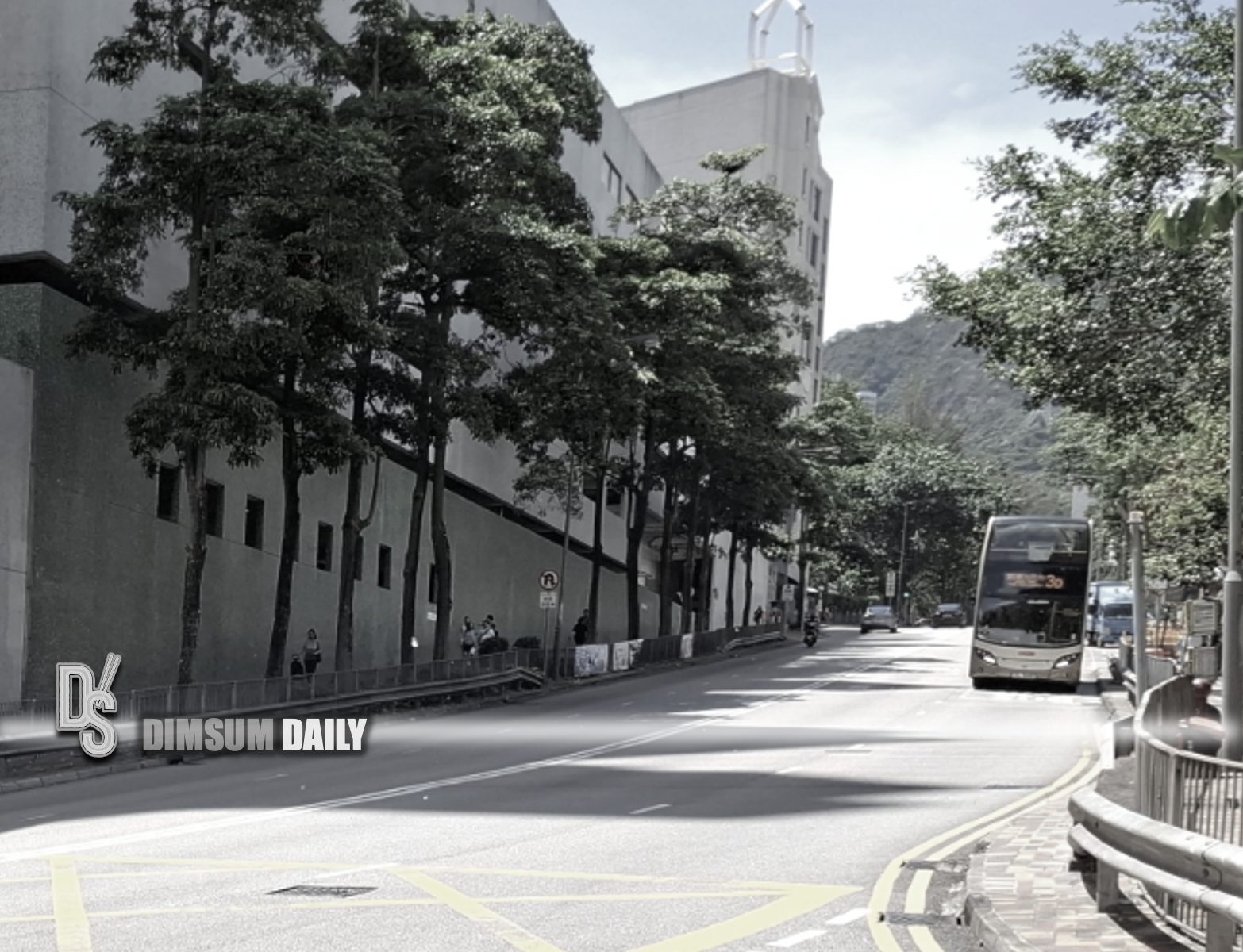 Woman critically injured after light truck strikes pedestrian in Tsz Wan Shan