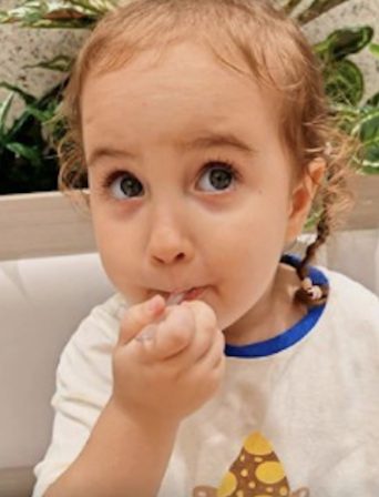 Jiangsu couple welcome blue‑eyed, blonde daughter after latent ancestry ...