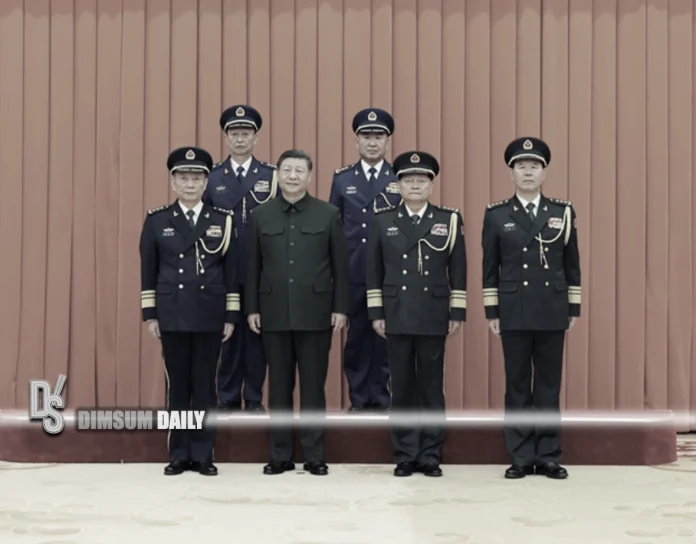 Xi promotes two PLA theatre commanders to full general