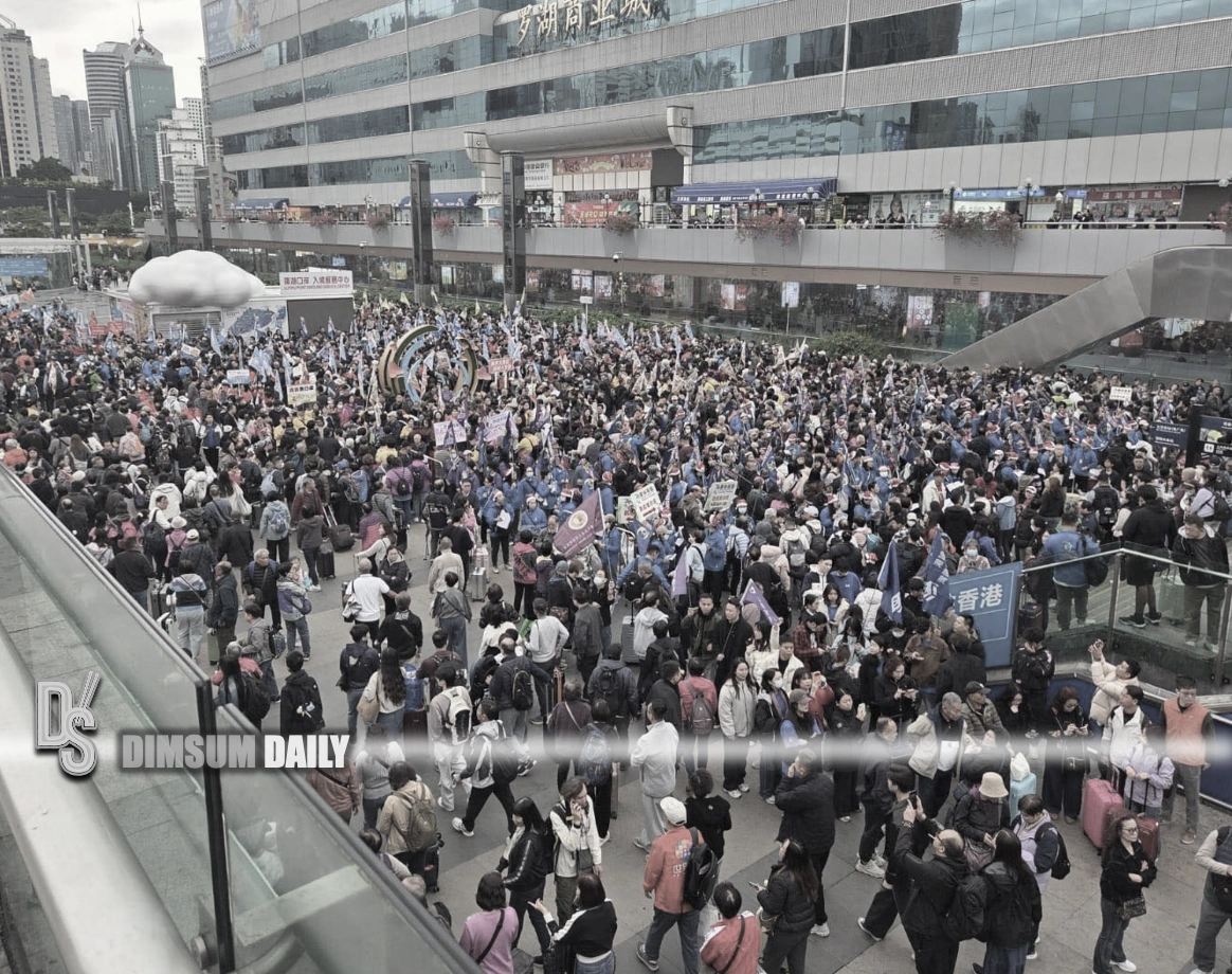 Christmas holiday exodus sees over 210,000 Hongkongers leave by 10am ...