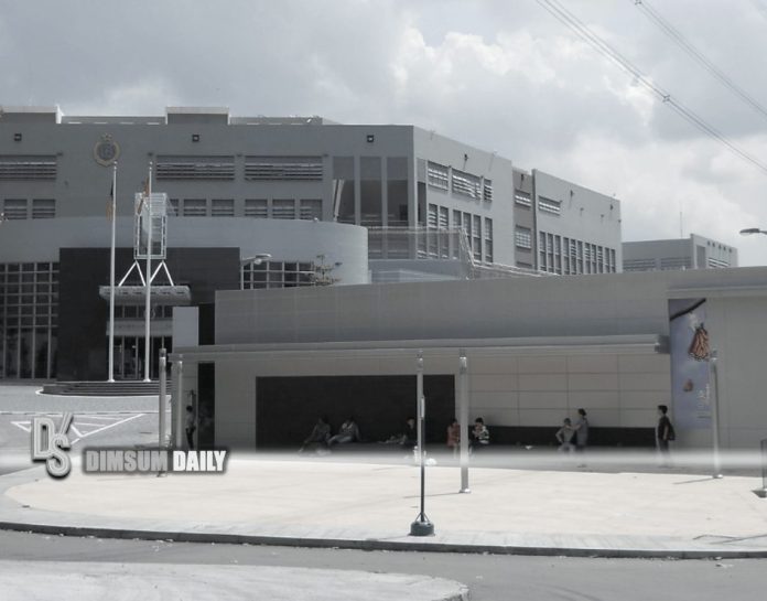 Officer thwarts suicide attempt by remanded inmate at Lo Wu ...