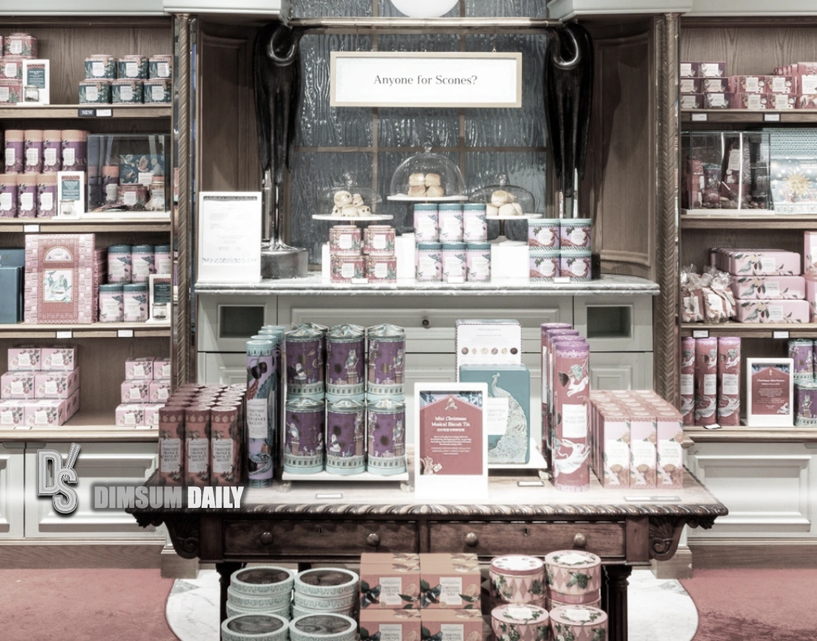 Fortnum & Mason offers 60% discounts as stock sells out ahead of closure