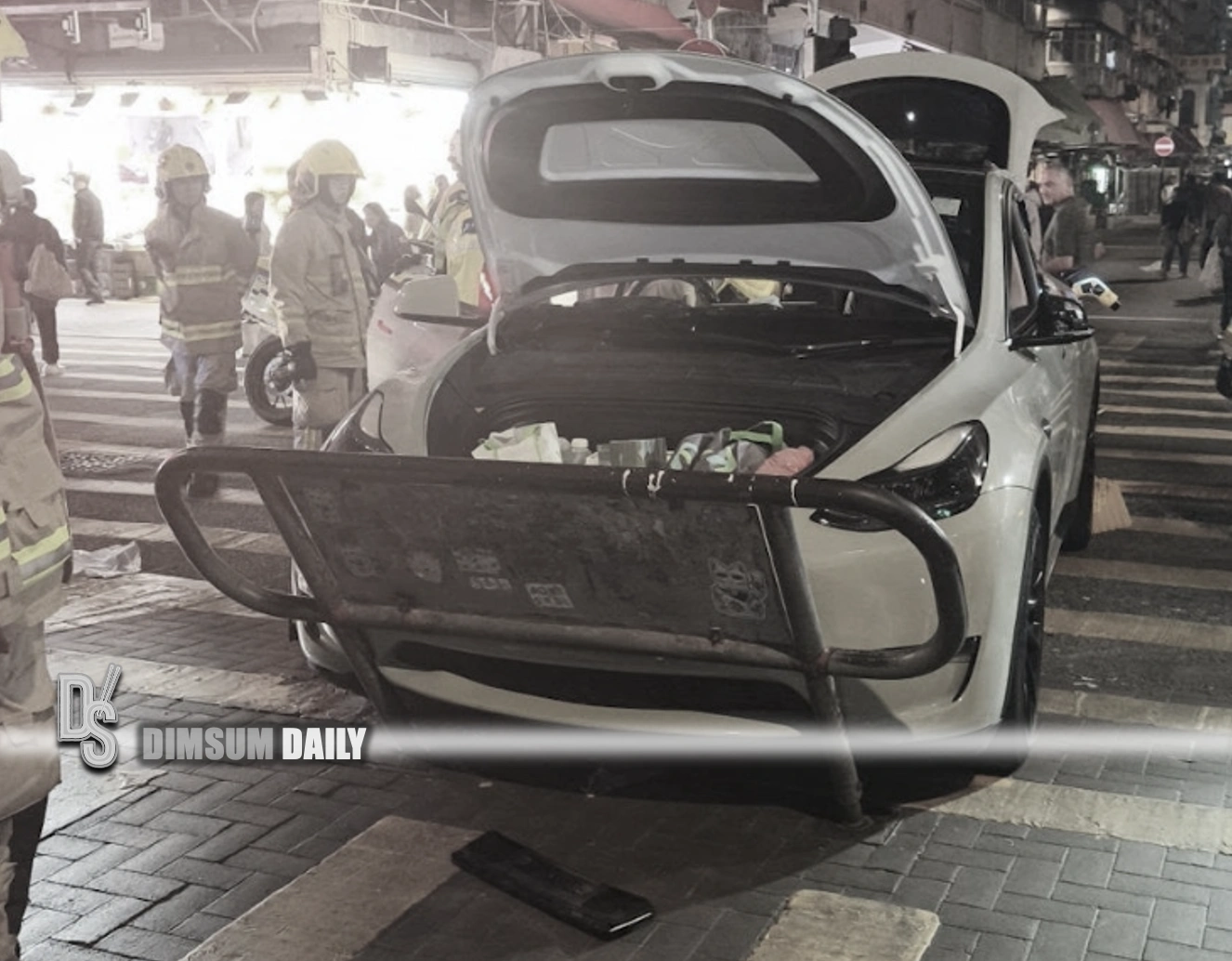 Unconscious Tesla driver dies in Sham Shui Po collision