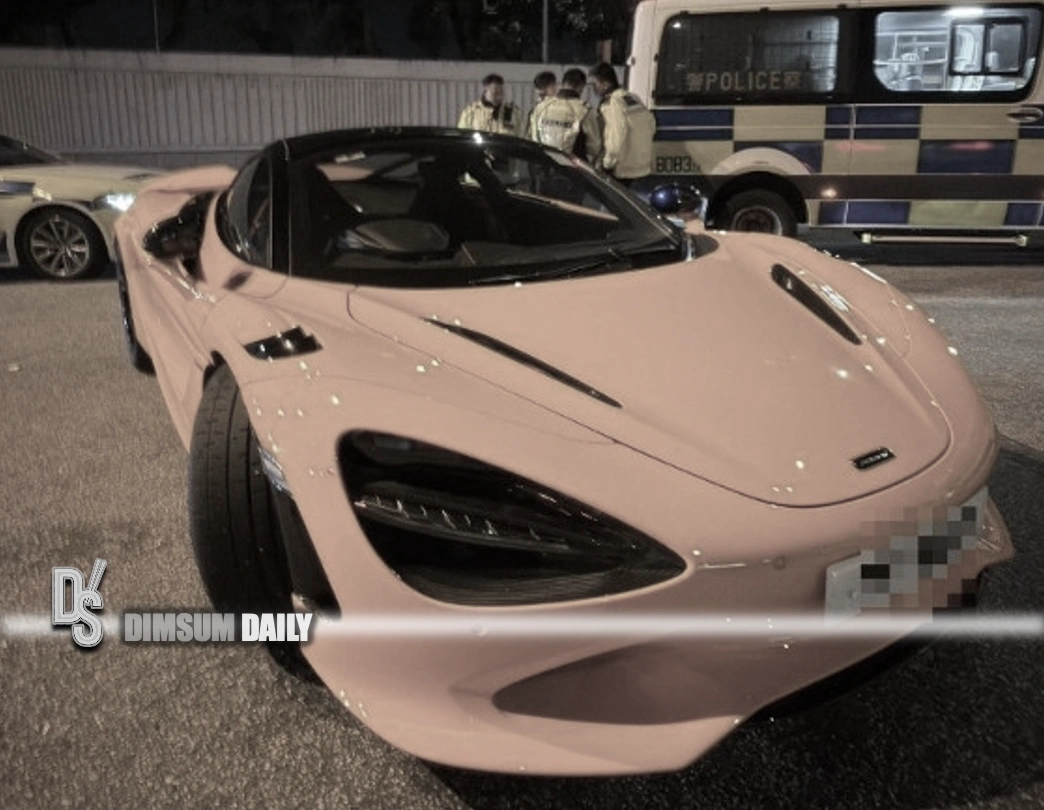 High-speed McLaren and Tesla among vehicles stopped in East Kowloon ...