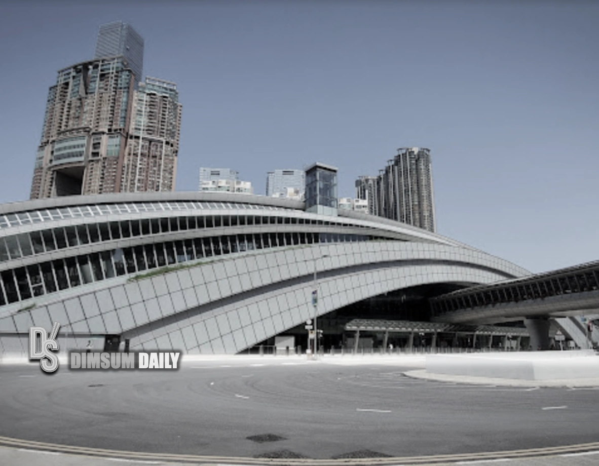 Yau Ma Tei voltage dip traps lift users and briefly disrupts West ...