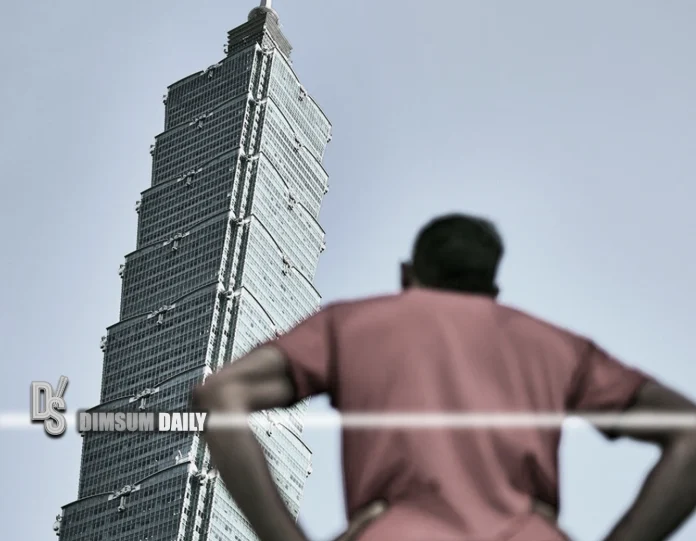 Alex Honnold relives his breath‑taking Taipei 101 climb