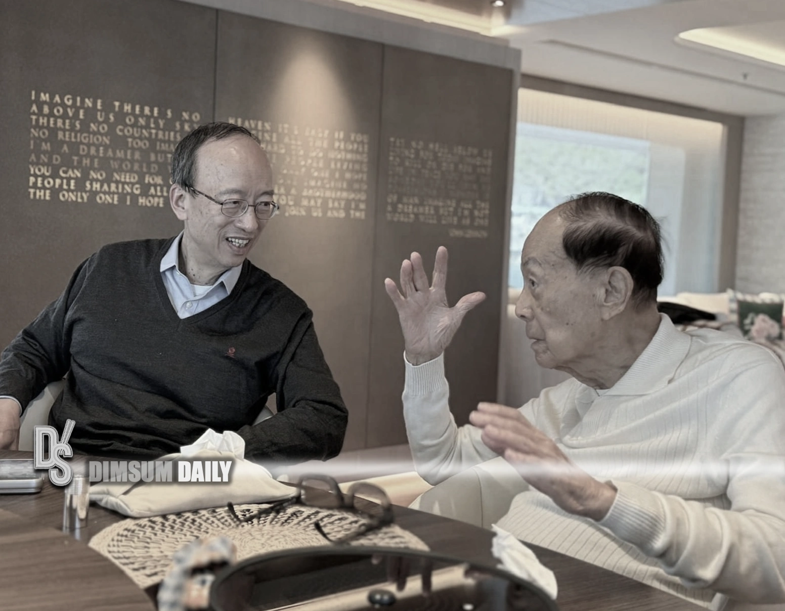 Li Ka‑shing spotted dining with doctor friend as chatter swirls over ...