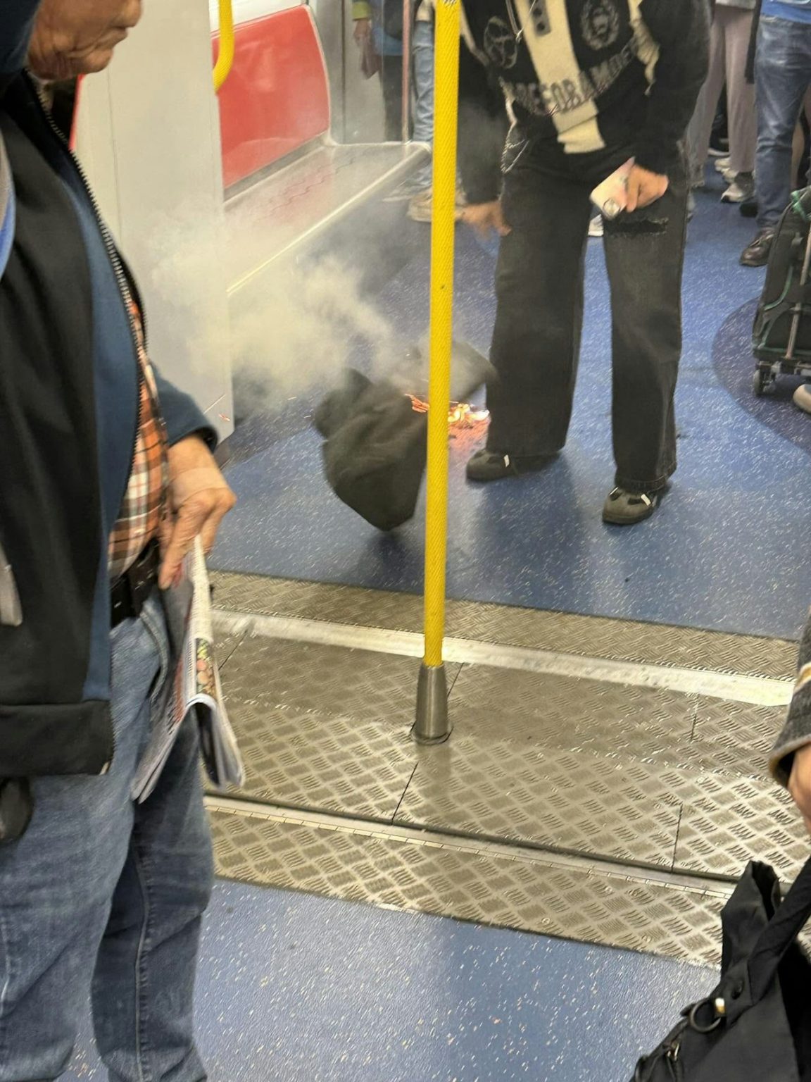 Portable charger fire leads to evacuation of 400 passengers at MTR ...