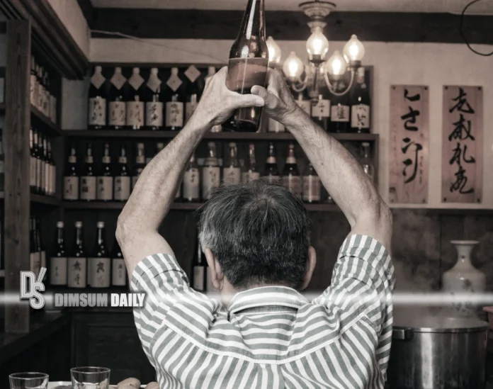 Hong Kong tourist attacked with beer bottle in Sapporo restaurant ...
