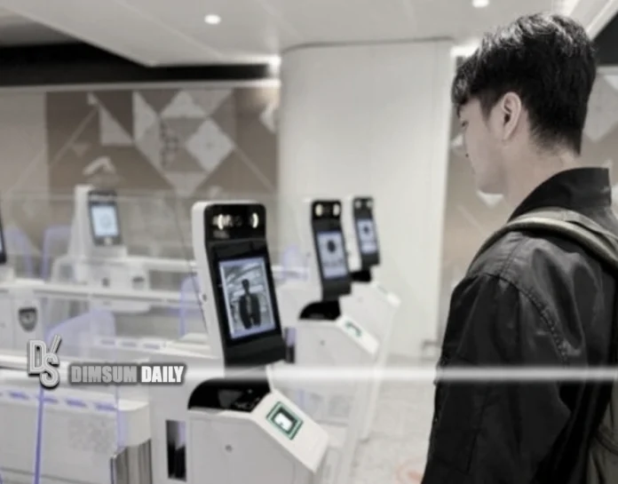 Immigration Department opens 12 new e‑Channels at HK airport arrival