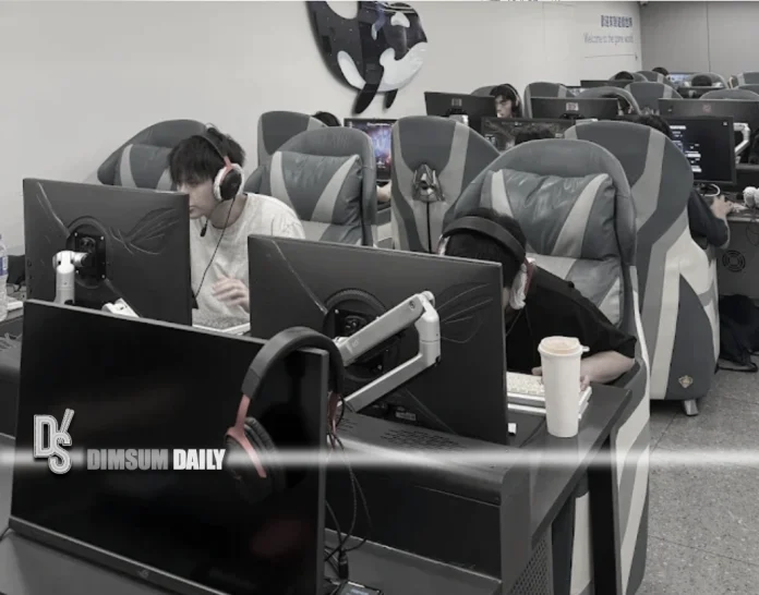 Hong Kong government proposes internet café licensing ban on overnight ...