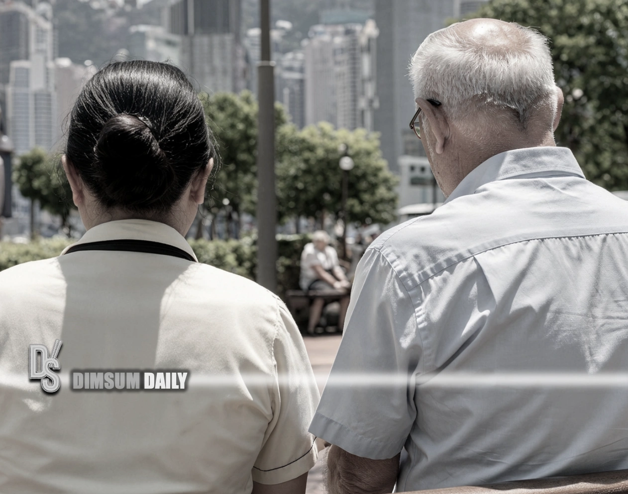 Filipino domestic helper allegedly seen kissing white man, 70s, at Wong ...