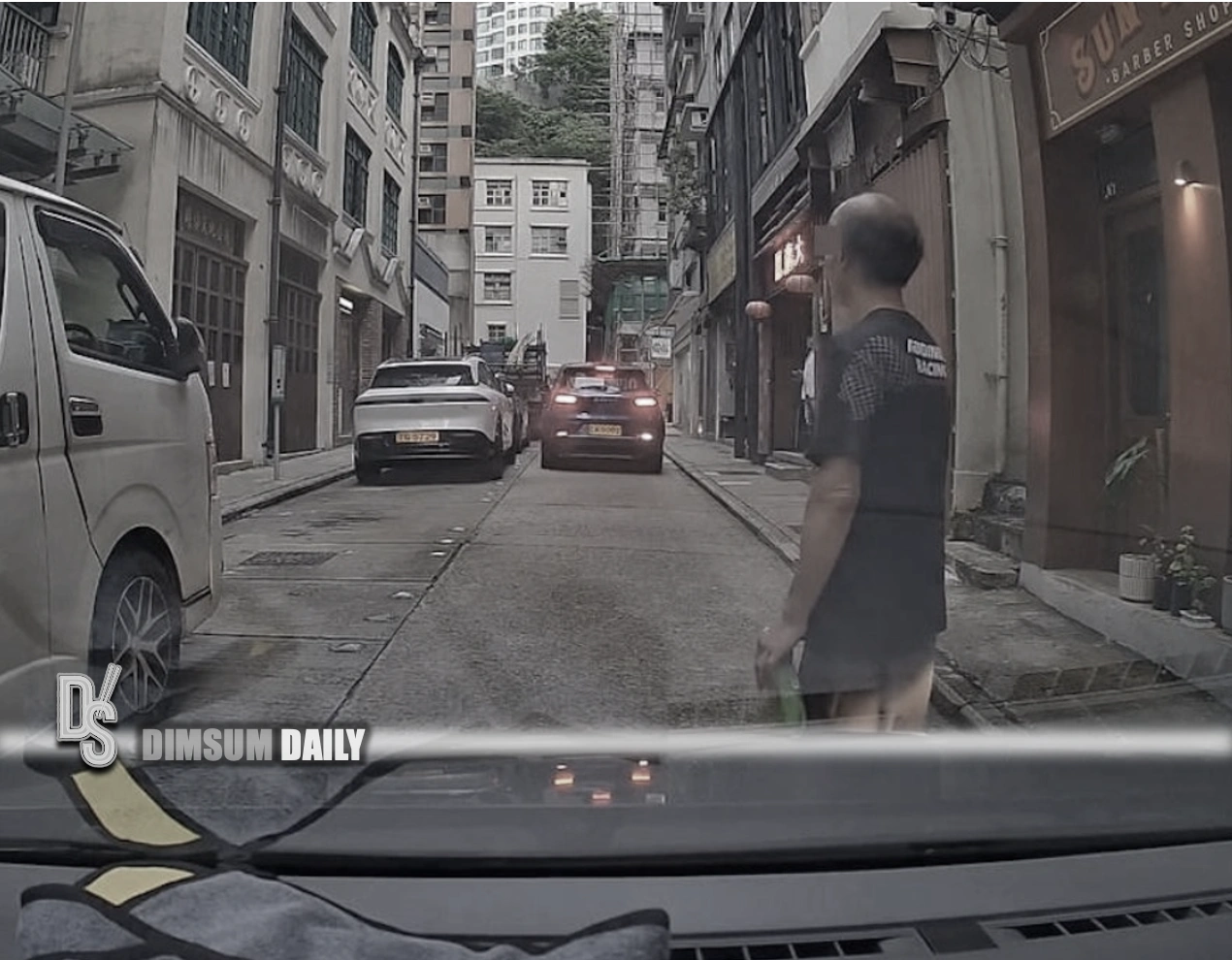 Wan Chai ‘human parking’ ploy foiled by quick‑thinking driver