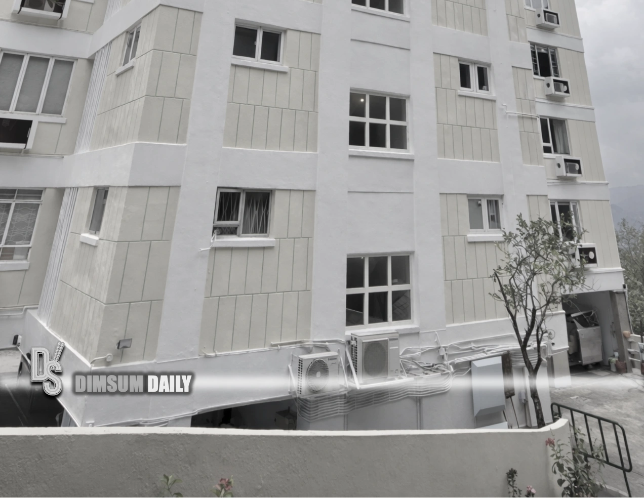 Cantonese opera legend sells Peak apartment on Magazine Gap Road for HK ...