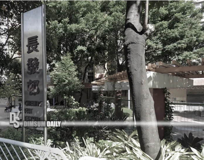 Elderly resident arrested after stealing lift door at Cheung Fat Estate ...