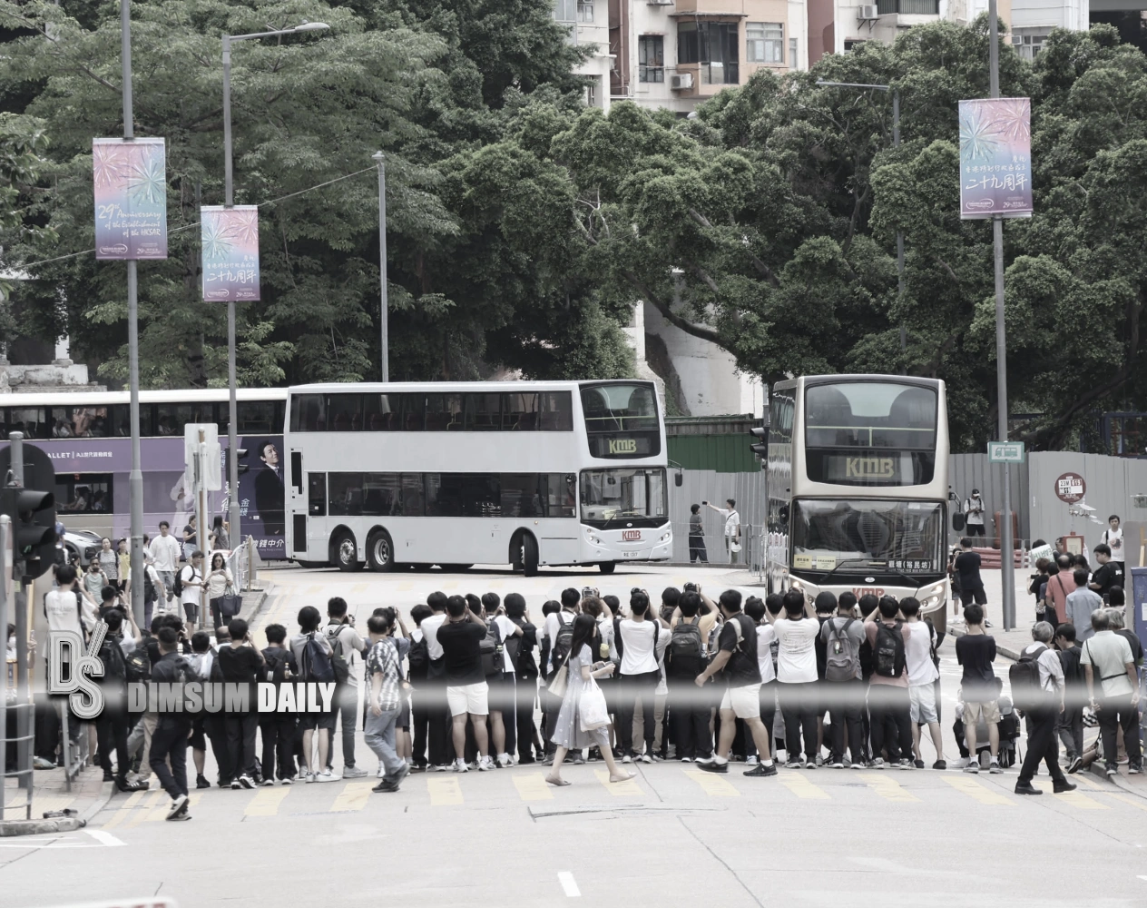 Bus enthusiasts flock to Yue Man Square before road closure